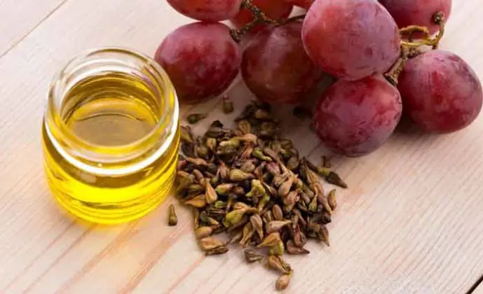 Grape seed Oil for Skin, Face, Acne, Lightening, Stretch Marks ...